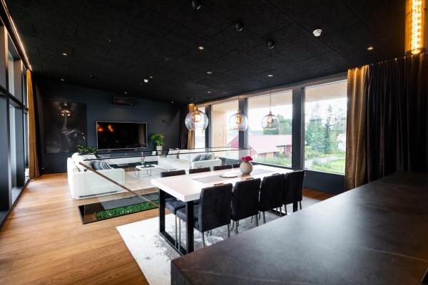 New Luxury Villa By The River - Rovaniemi
