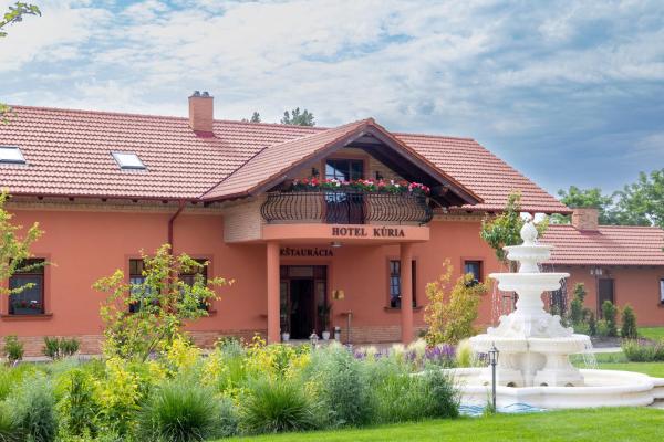 Hotel Kúria ČErvený Majer - Senec