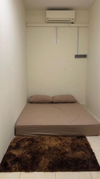 Kiki's Room For Men 8b - Batu Berendam