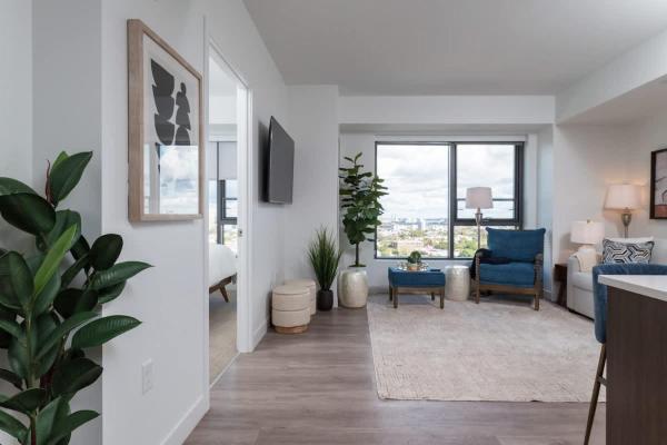Upscale Penthouse Near Mit Harvard Central Square - Cambridge, MA