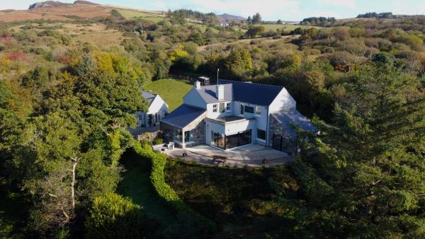 Ivy Lodge - Letterkenny