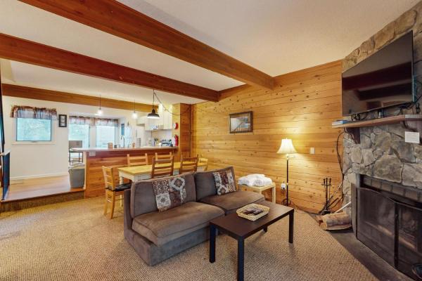 18 Winding Way - Deep Creek Lake, MD