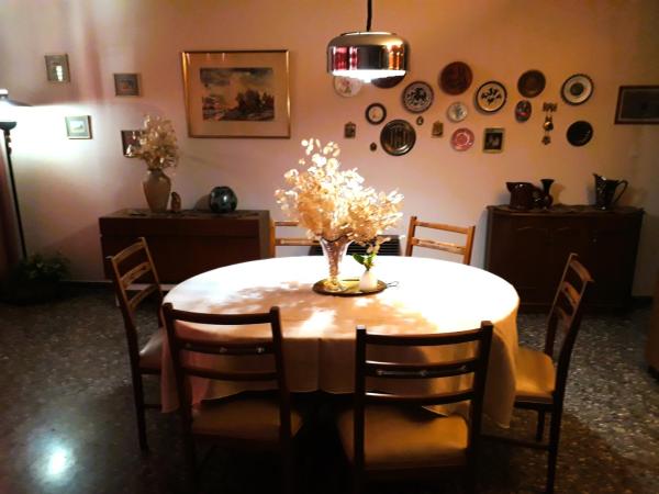 Casa Familiar Céntrica - Rivadavia