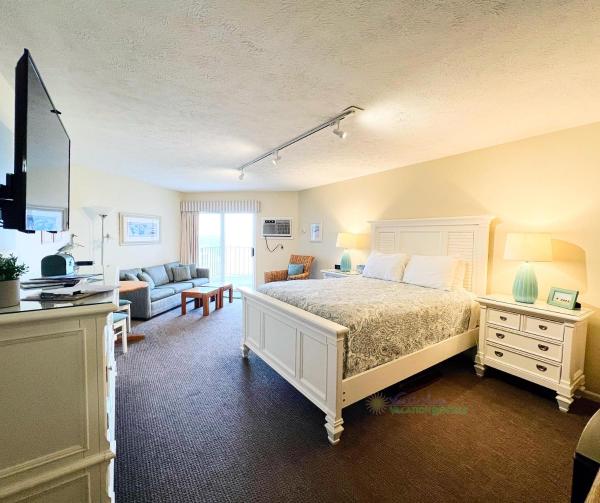 Pointes North 108- Grand Traverse Bay-traverse City - Traverse City, MI