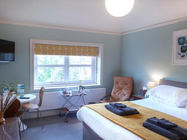 Wildwood B&b - Highcliffe