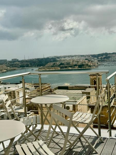Paulos Valletta - La Valette