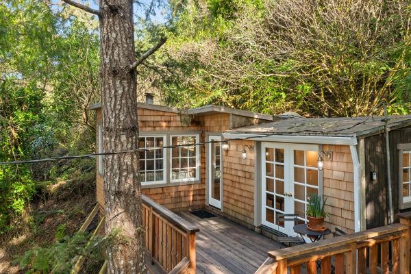 Luxury Riverview Cottage - Walk To Town & Trails - Jenner, CA