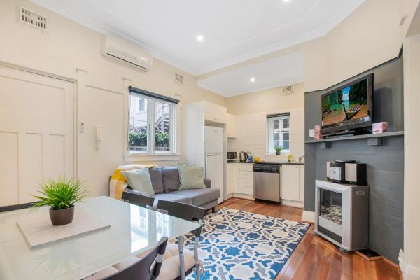 Escape To Neutral Bay -Perfect Home Away From Home - 노스 시드니