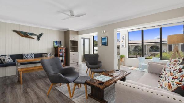 Kensington Sea Breeze - Brisbane