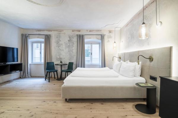 Alte Schmiede Apartments & Rooms - Bolzano