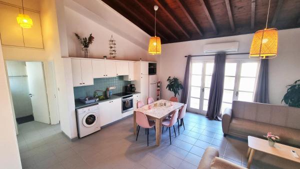 Lovely 1br In Old Town - City Center & 4min To Beach - Lárnaca