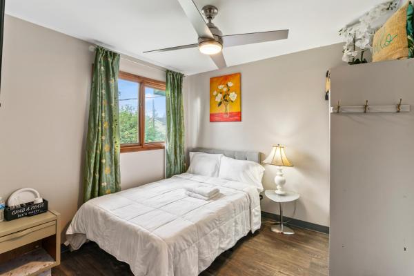 Simple Deluxe Private Room - Anchorage, AK