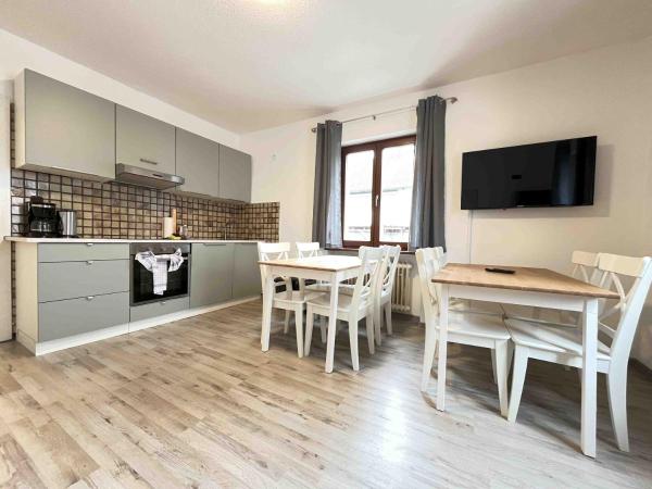 Sad113 - Geräumige Monteurwohnung - Wackersdorf