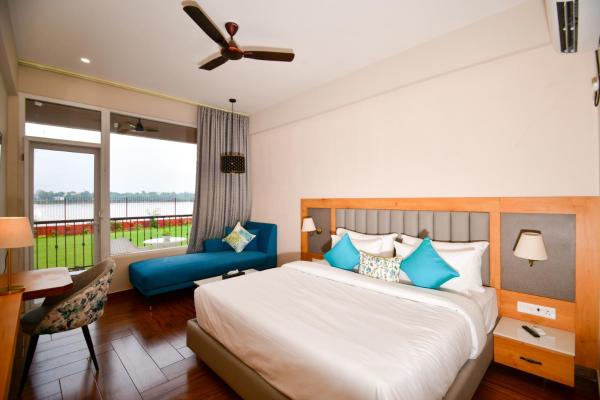 Hotel Aviral Ganga - Mughalsarai