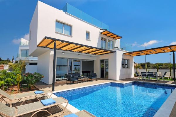 Villa Rosaleen - Ayia Napa Resort Center - Ayia Napa
