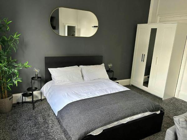 Nottingham Flat - Nottingham