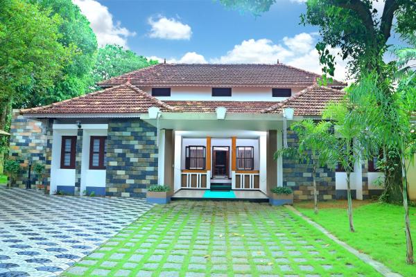 Pearl Beach Bungalow - Alappuzha