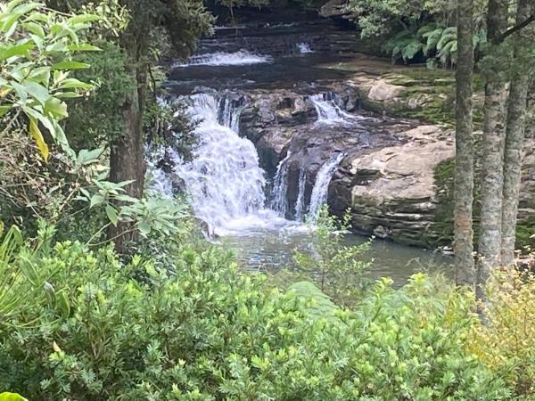 Matakana Waterfall Hideaway - Matakana