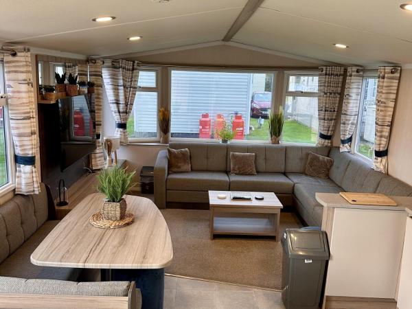 R&r Coastal Retreats Cedars 63 - Skegness