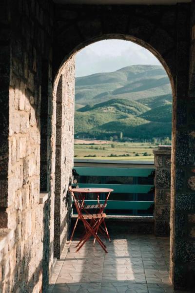 Helga's Guesthouse - Albania