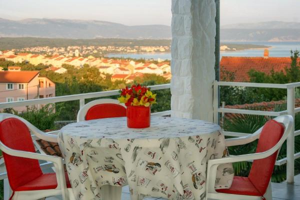 Apartments Kremenici - Njivice