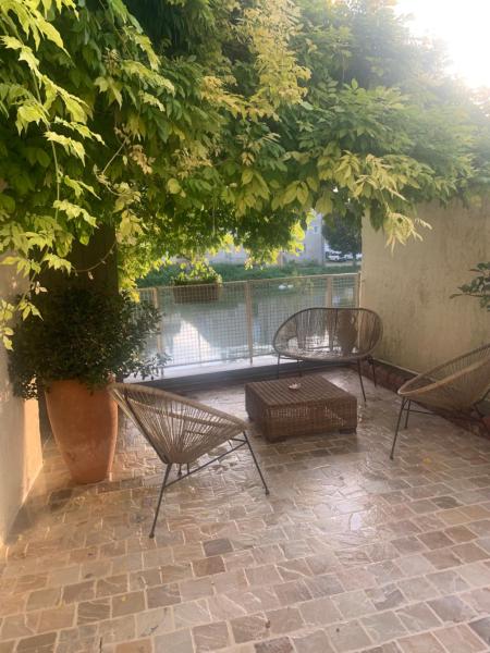 Maison Des Glycines Au Bord Du Doubs - Saône-et-Loire