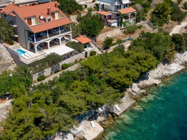 Villa Amfora Korcula - Six Bedroom Villa With Amazing View - Korčula