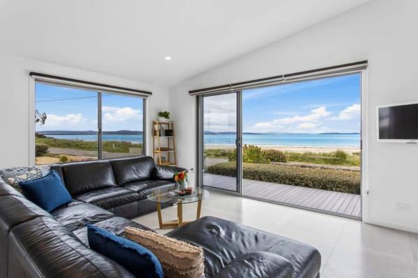 Seven Mile Beach House - Surf, Hike, Golf - Dodges Ferry