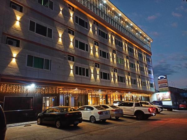 Emmaus Condotel - Angeles