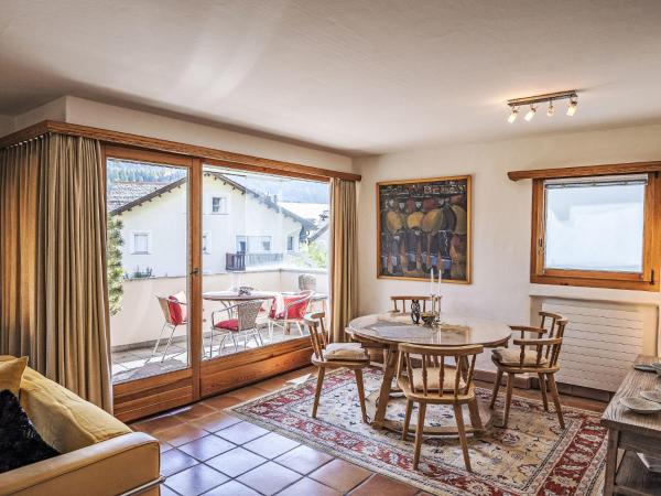 Apartment Chesa Trais Dschembers By Interhome - Sankt Moritz