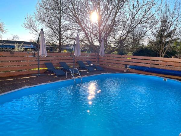 Le Gîte Des Jonquilles Up To 12 People 6 Bedrooms - Deux-Sèvres