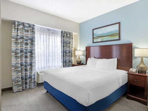 Best Western Plus Crossroads Inn & Suites - Shenandoah National Park