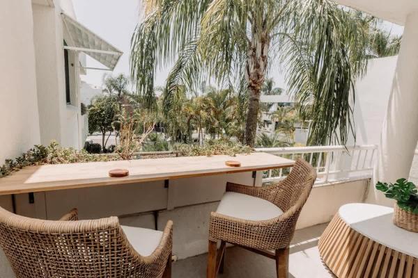 Headlands Beachside Retreat - 50 Metres To Beach - Maroochydore
