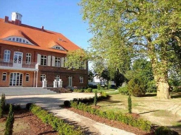 Schloss Pütnitz - Kanuspezial Ab 4 Ü 06 Jan Bis 29 April - Ribnitz-Damgarten