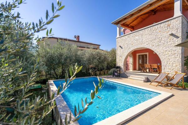 Idyllische Villa Mit Panorama Meerblick, Privatpool, Babybett, Aussendusche, Umgeben Von Oleander Und Oliven - Poreč