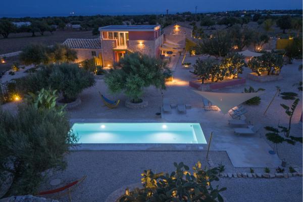 Casa Farlisa, Antico Baglio Con Piscina - Scicli