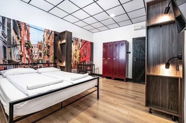 Vola Hostel - Varsovie