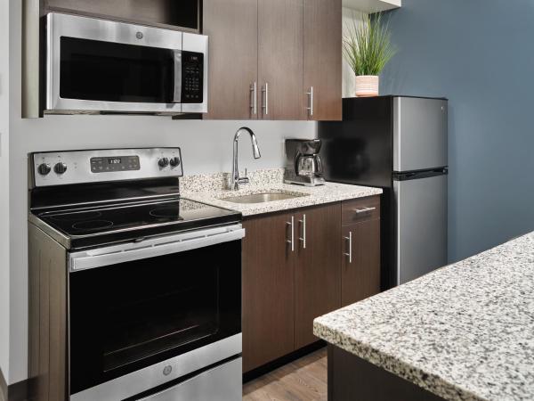 Stayapt Suites Suffolk-chesapeake - Suffolk, VA