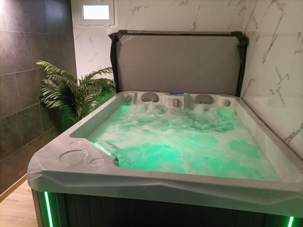 Spa Privatif à 50m De La Plage - Studio - ウー