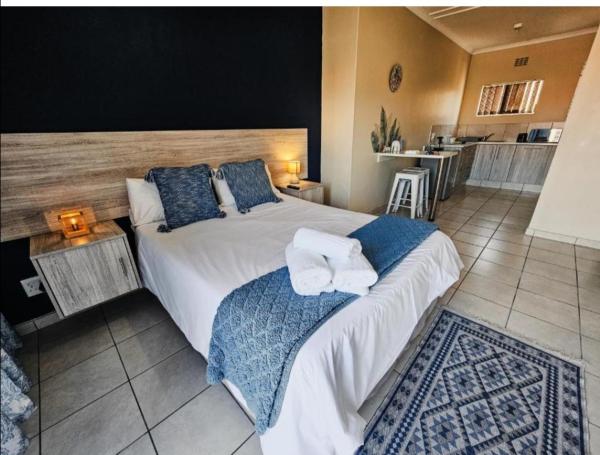 Blue Unit Haven At Sea Breeze Manor - East London