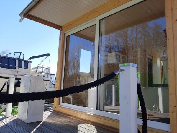 "Smile" Comfortable Holiday Residence - Waren (Müritz)