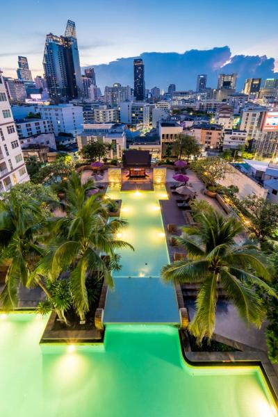 Century Park Hotel - Bangkok
