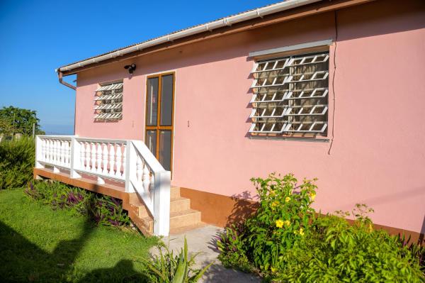 Good Times - Saint Kitts és Nevis
