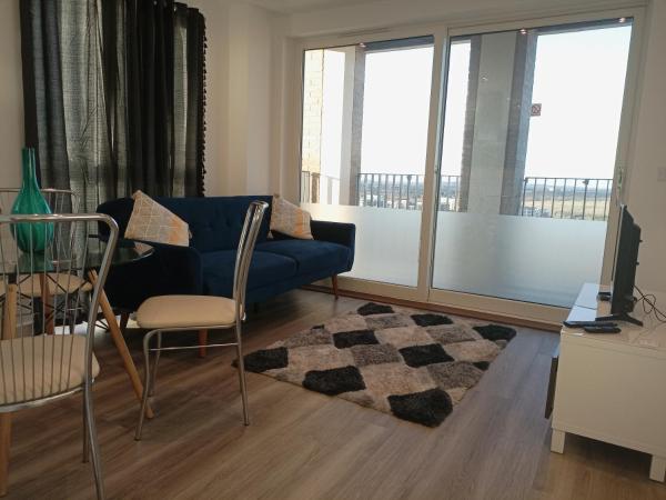 London Serviced Accommodation X Rm13 X Dm 4 Weekly X Monthly Offers - Brentwood