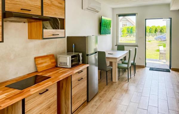 2 Bedroom Stunning Home In Pustkowo - Pobierowo