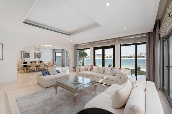 Frond M, Beachfront Villa, Palm Jumeirah - Mint Stay - 두바이 마리나