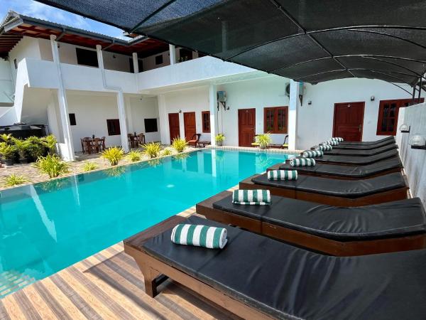 Sundowners Guesthouse - Hikkaduwa