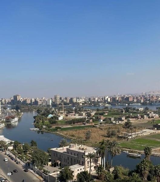Nile View Apartment - Fully Furnished - Cairo