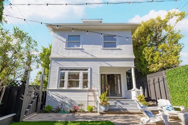 Luxury Retreat With Private Au Pair Suite - El Cerrito, CA