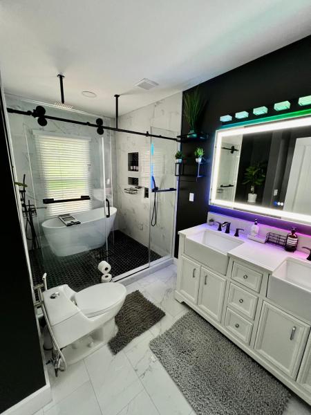 Calm 4br-3ba 10 Min Dt Airport By Lsp Homes - Atlanta, GA